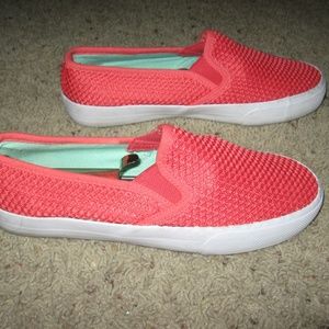 Airwalk | Shoes | Airwalk Deck Shoes Ladies 7 2 | Poshmark